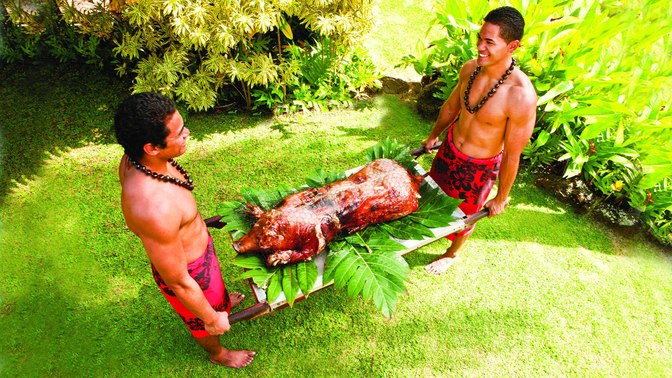 Dining at Polynesian Cultural Center | Lūʻau & More